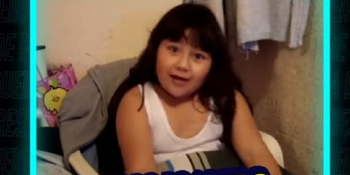 Me quieres ver la cara de estúpida Reaparece la niña del meme viral